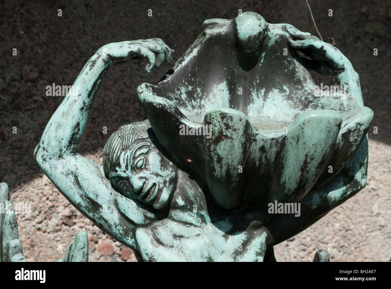 Sculpture of the mermaid hi-res stock photography and images - Alamy