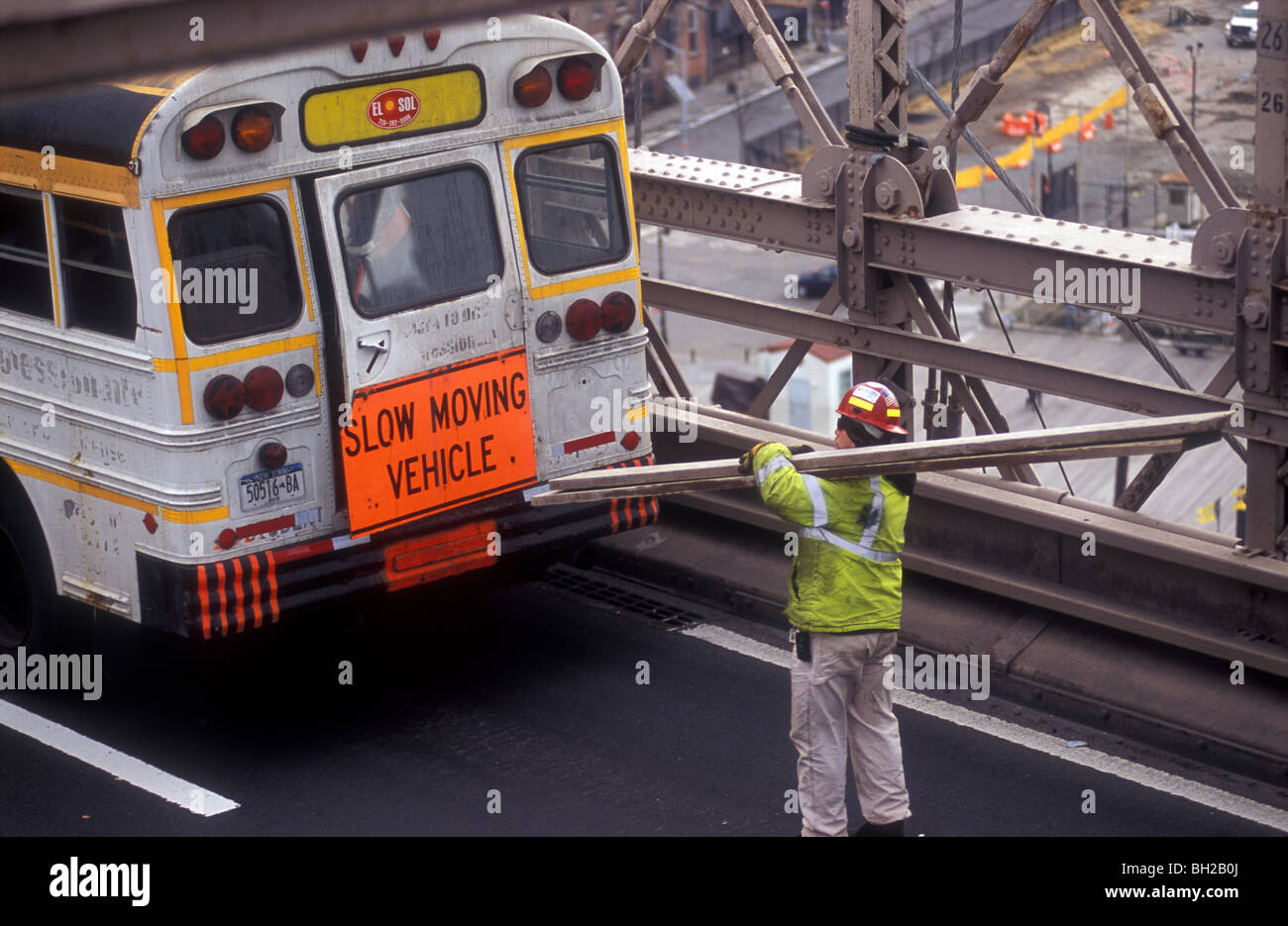 Road work on Manhattan Bridge Stock Photo - Alamy