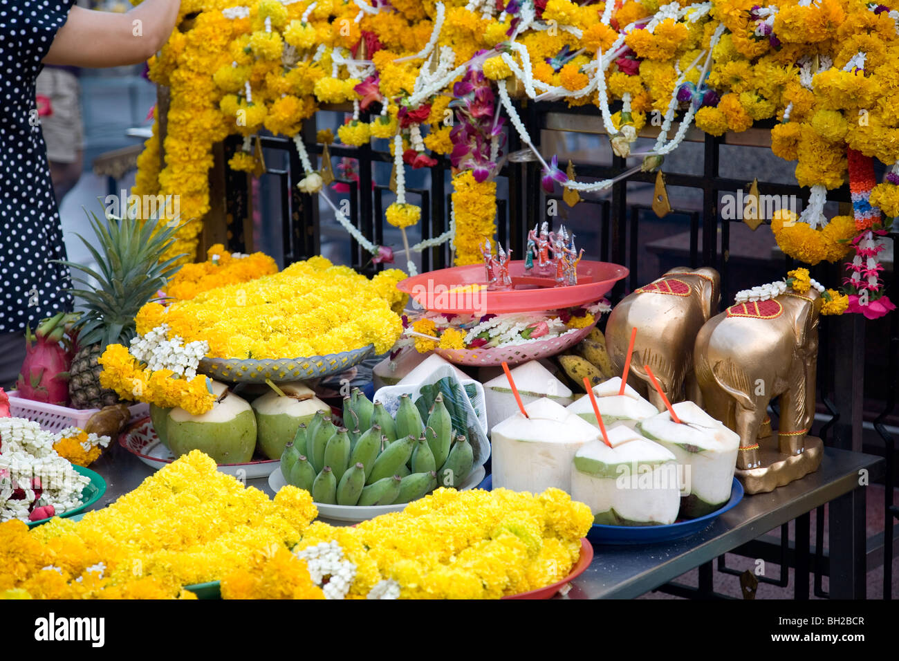 Shrine fruit hi-res stock photography and images - Alamy