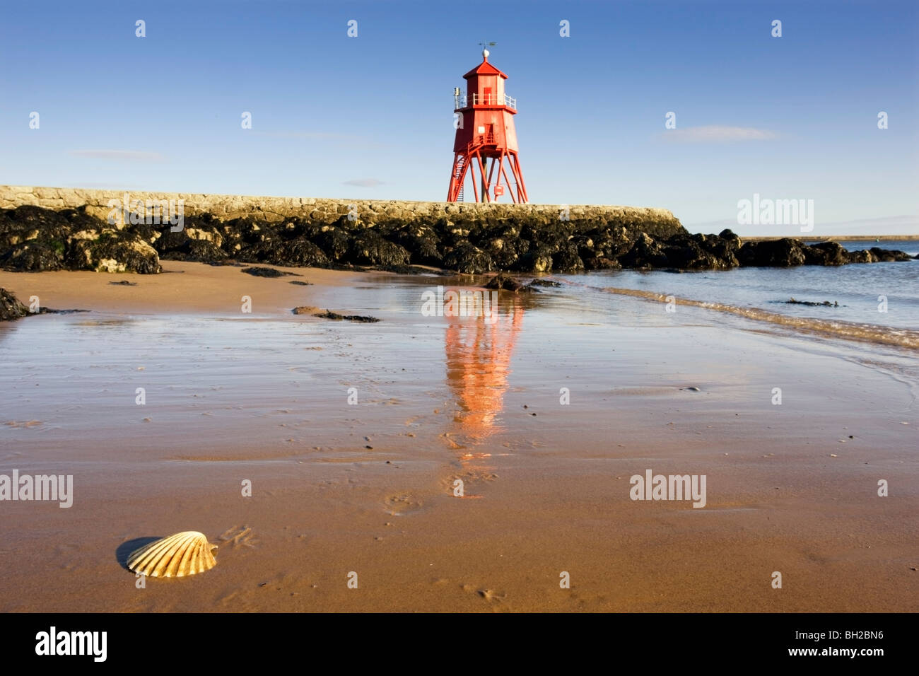 Shell lighthouse hi-res stock photography and images - Alamy