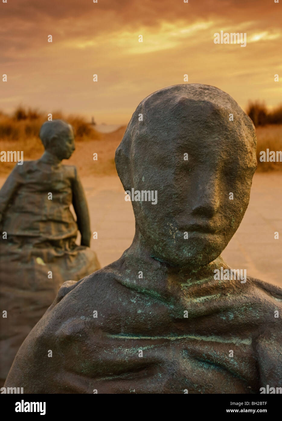 Conversation piece south shields hi-res stock photography and images ...