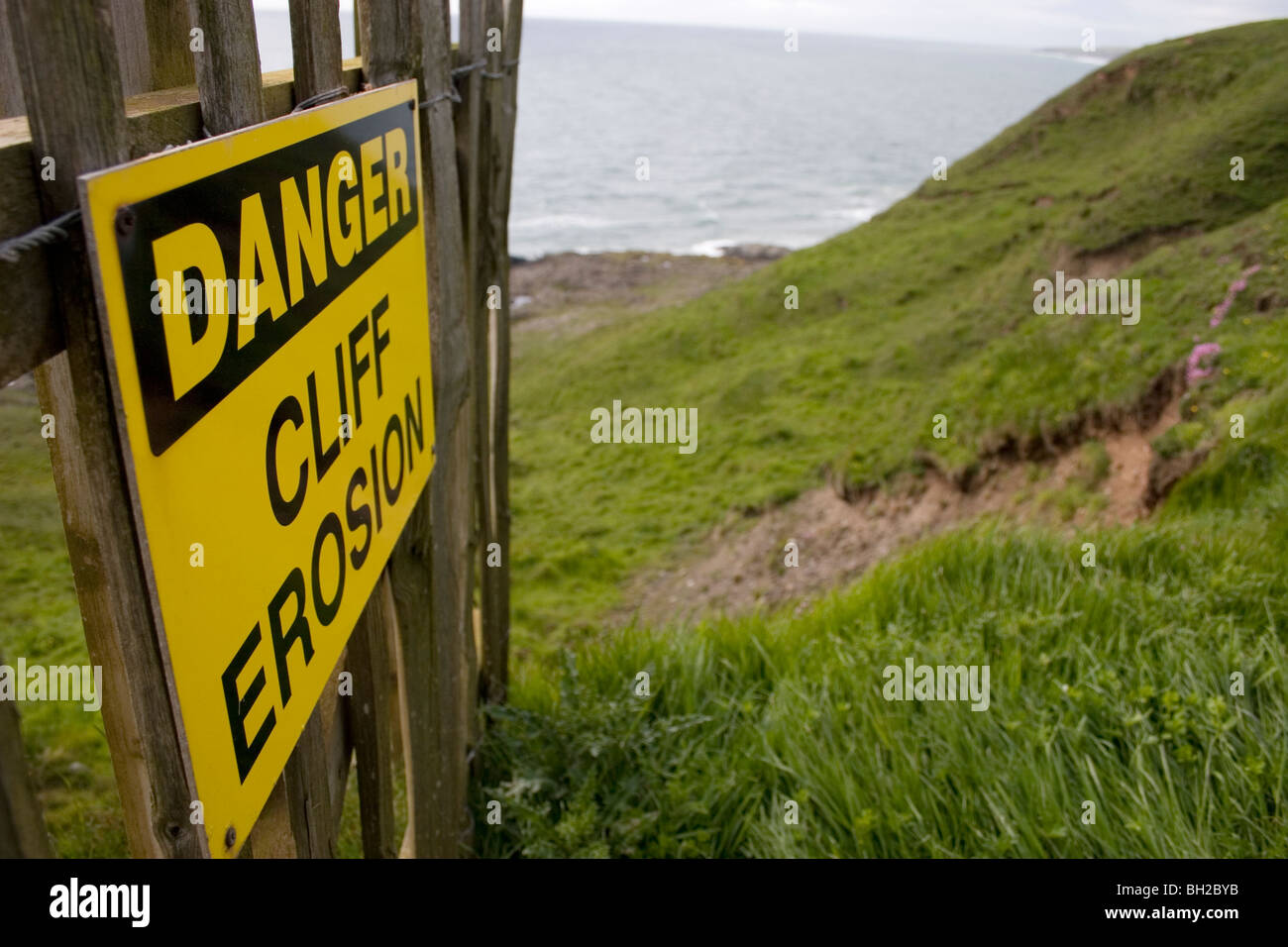 Soil erosion danger sign hi-res stock photography and images - Alamy