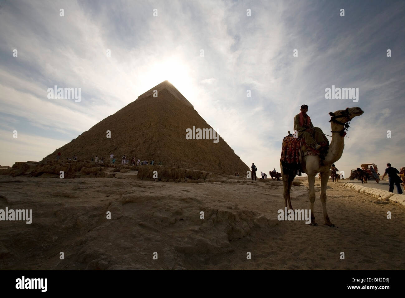 Tourists at the Pyramid Stock Photo - Alamy