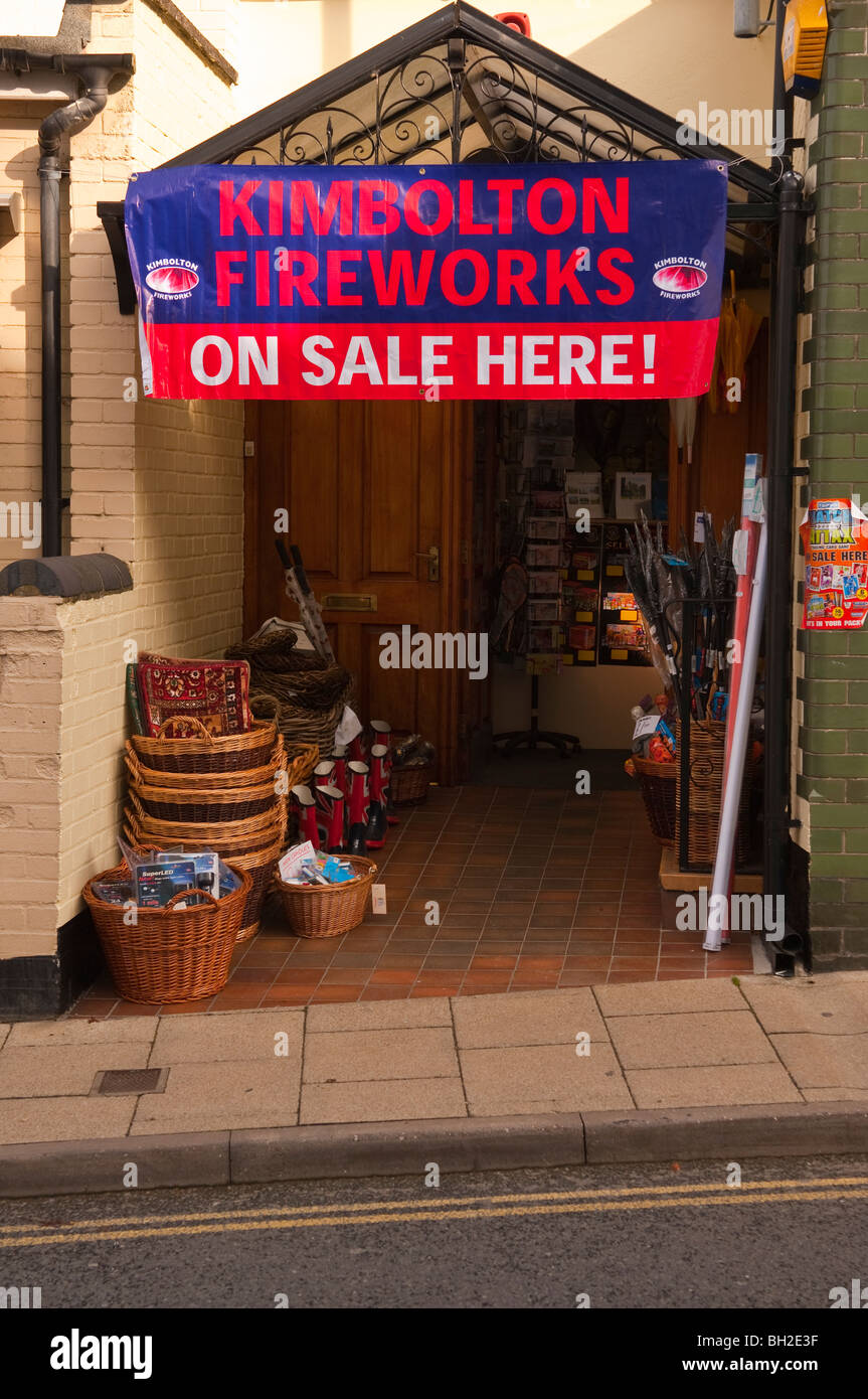 Fireworks shop hi-res stock photography and images - Alamy