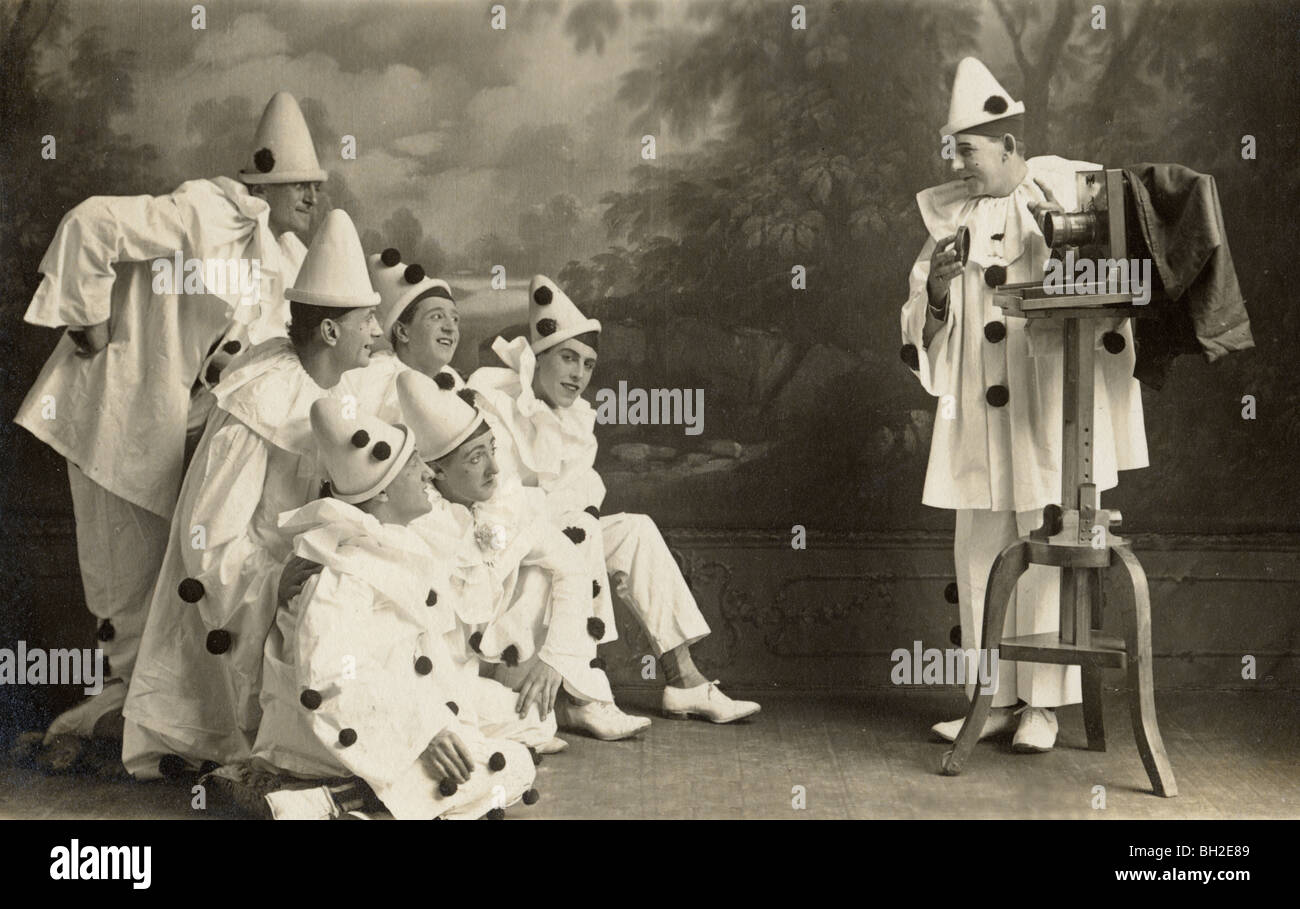 Professional Clown Photographer & Large View Camera Stock Photo - Alamy