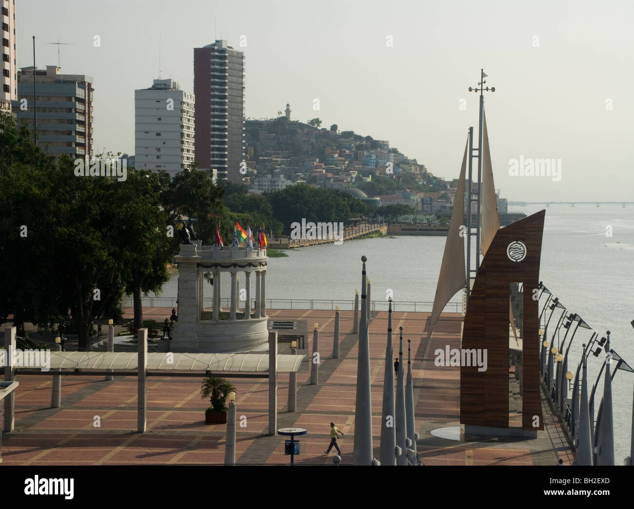Guayaquil ecuador boardwalk hi-res stock photography and images - Alamy
