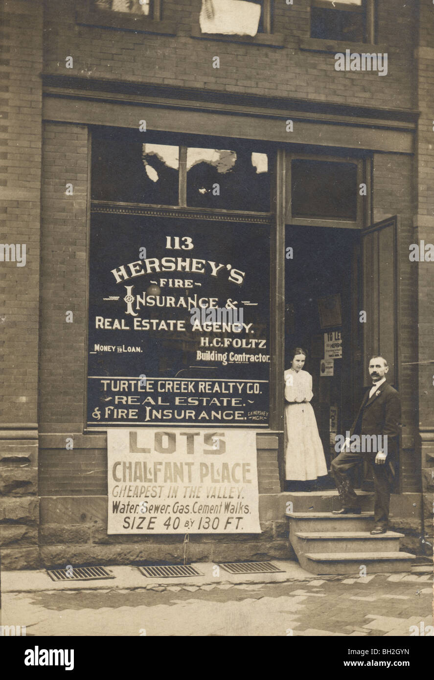 Subdivision advertising vintage hi-res stock photography and images - Alamy