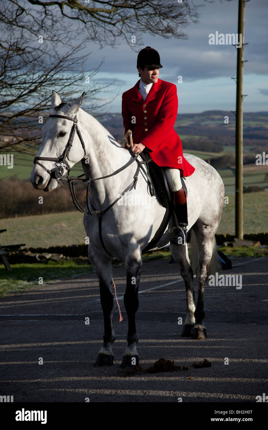 English hunt on horse hi-res stock photography and images - Alamy