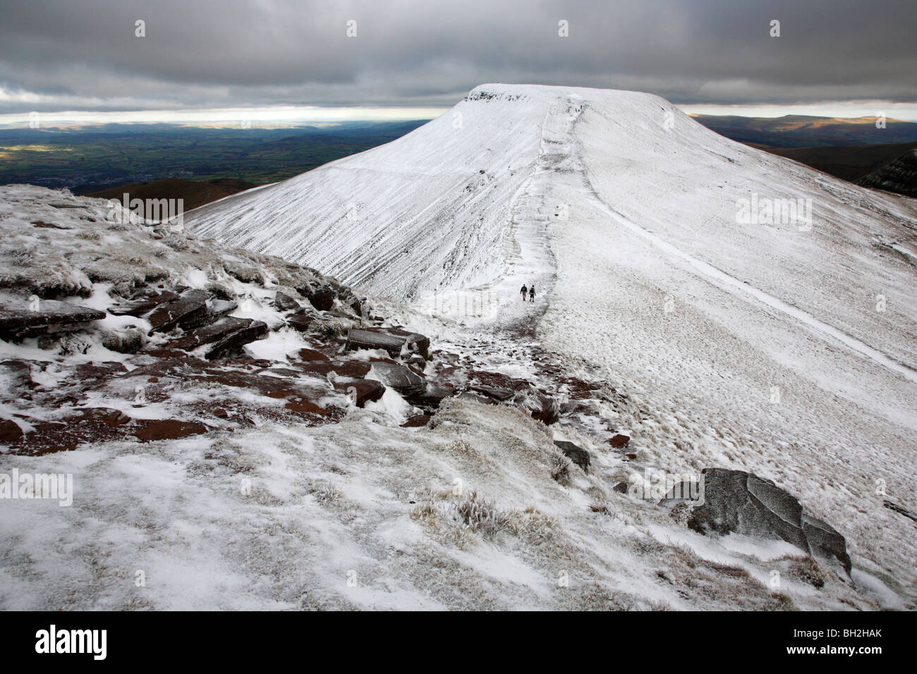 Pen y Fan Summit, Brecon Beacons, Wales, UK Stock Photo - Alamy
