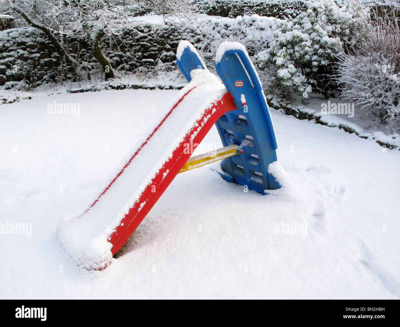 Covered slide hi-res stock photography and images - Alamy