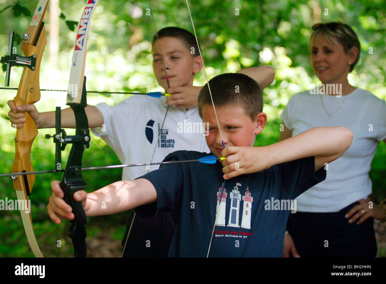 Open air activities archery hi-res stock photography and images - Alamy