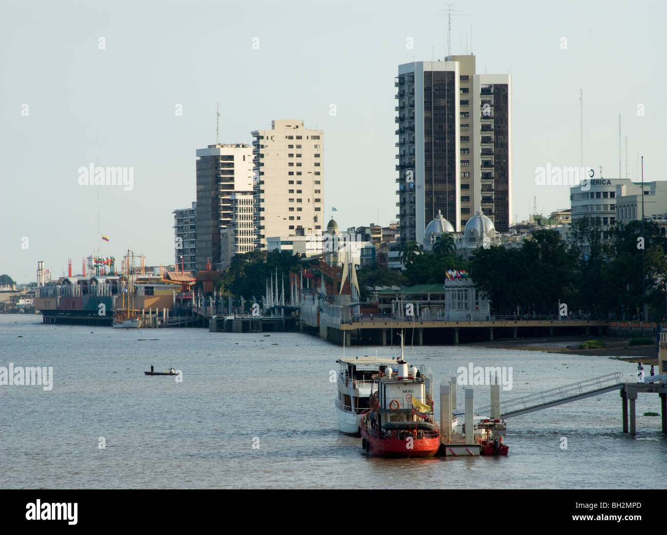 Ecuador. Guayaquil city. Malecón 2000, north side and the river Guayas ...