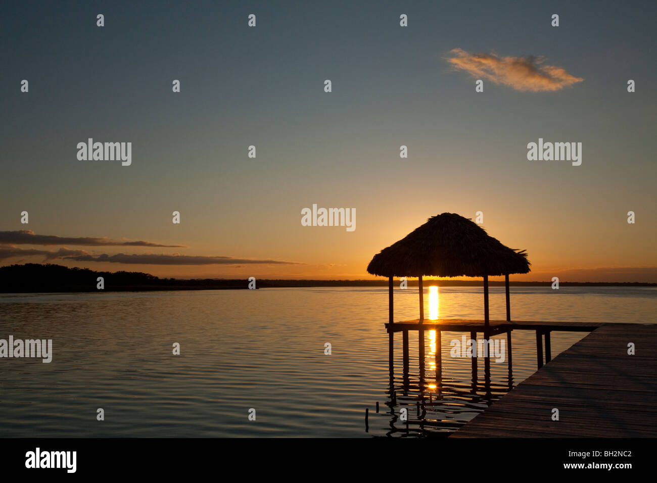 Lake Peten Itza, El Remate, Guatemala Stock Photo - Alamy