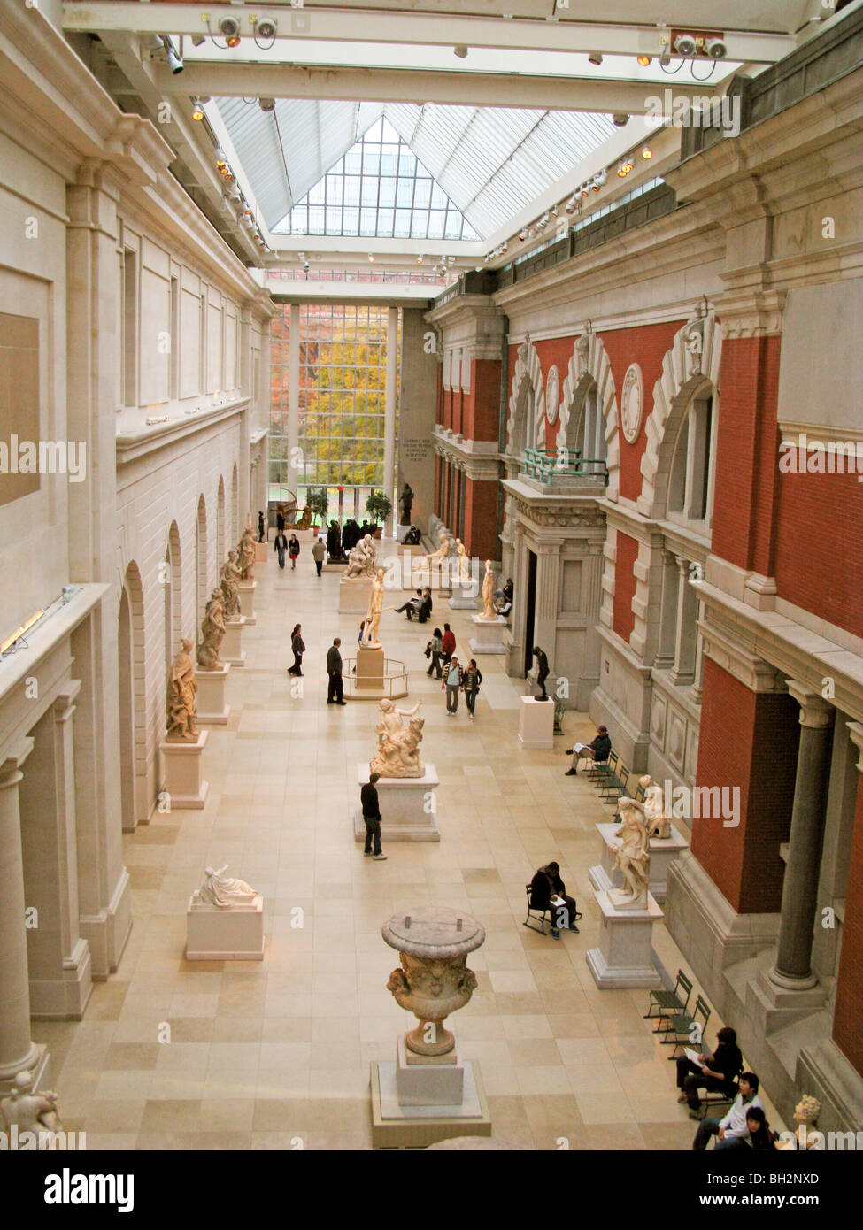 European sculptures and statues at The Metropolitan Museum of Art New ...