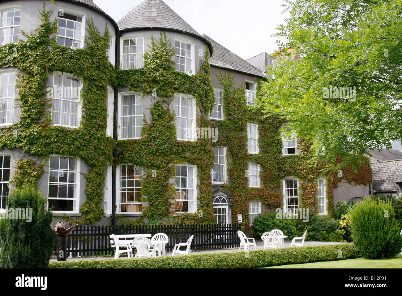 The garden of Butler House, Kilkenny Eire Stock Photo - Alamy