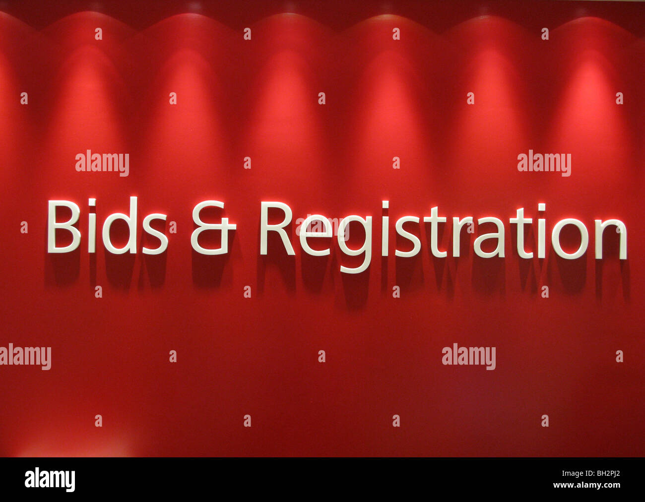 Bids hi-res stock photography and images - Alamy