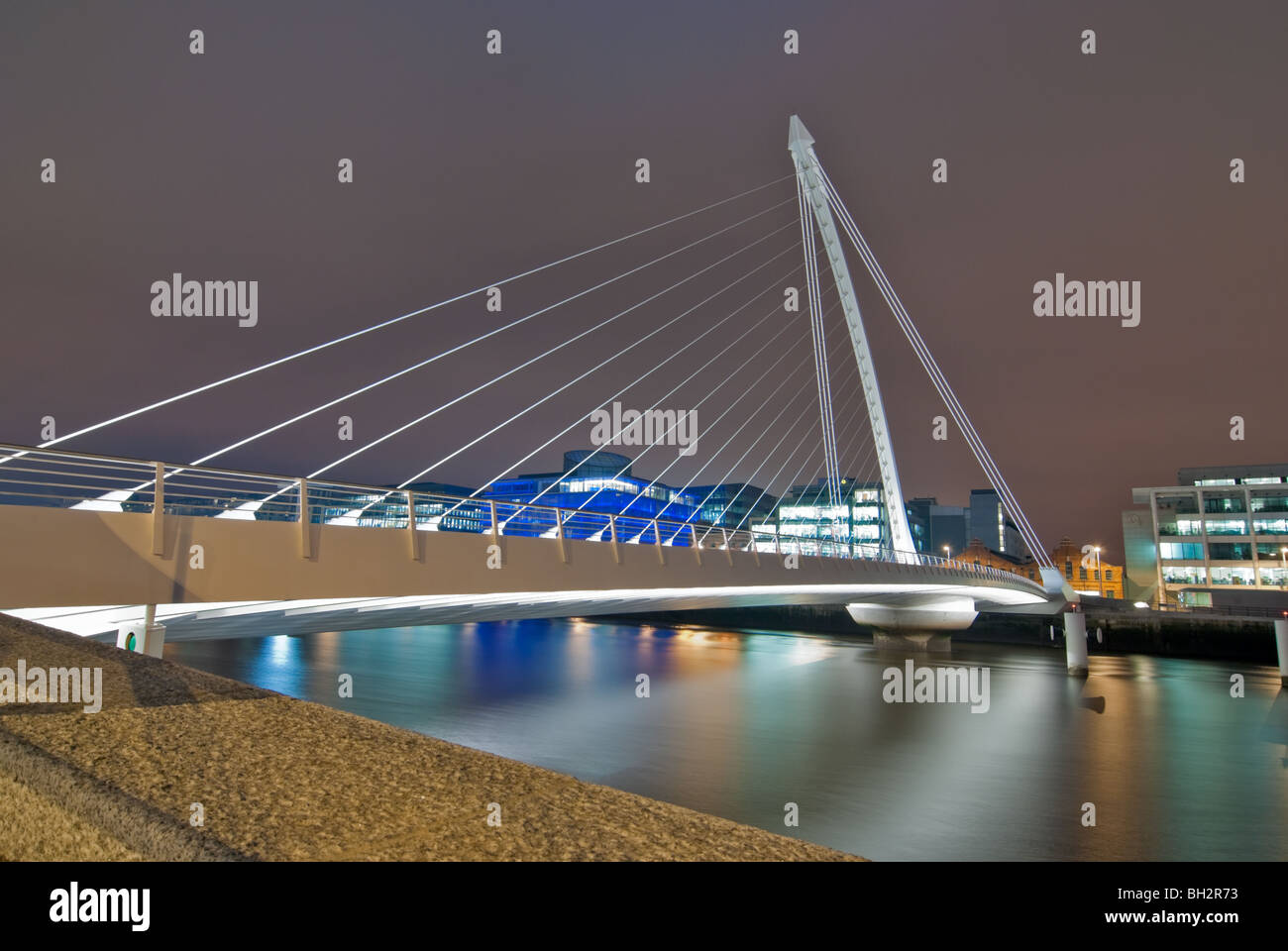 The Samuel Beckett Bridge in the Evening Stock Photo - Alamy