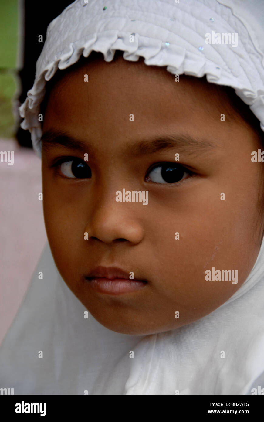 Balinese muslim girl in bali, Indonesia Stock Photo - Alamy
