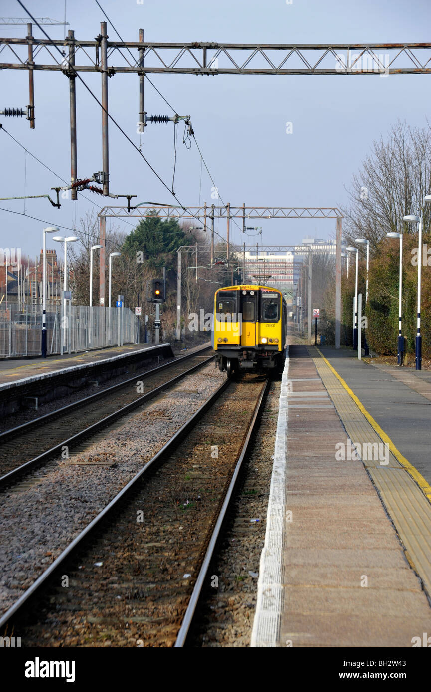Train approaching hi-res stock photography and images - Alamy
