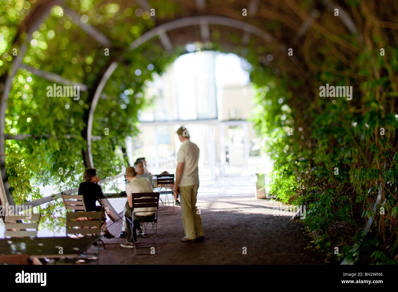 Jewish courtyard hi-res stock photography and images - Alamy