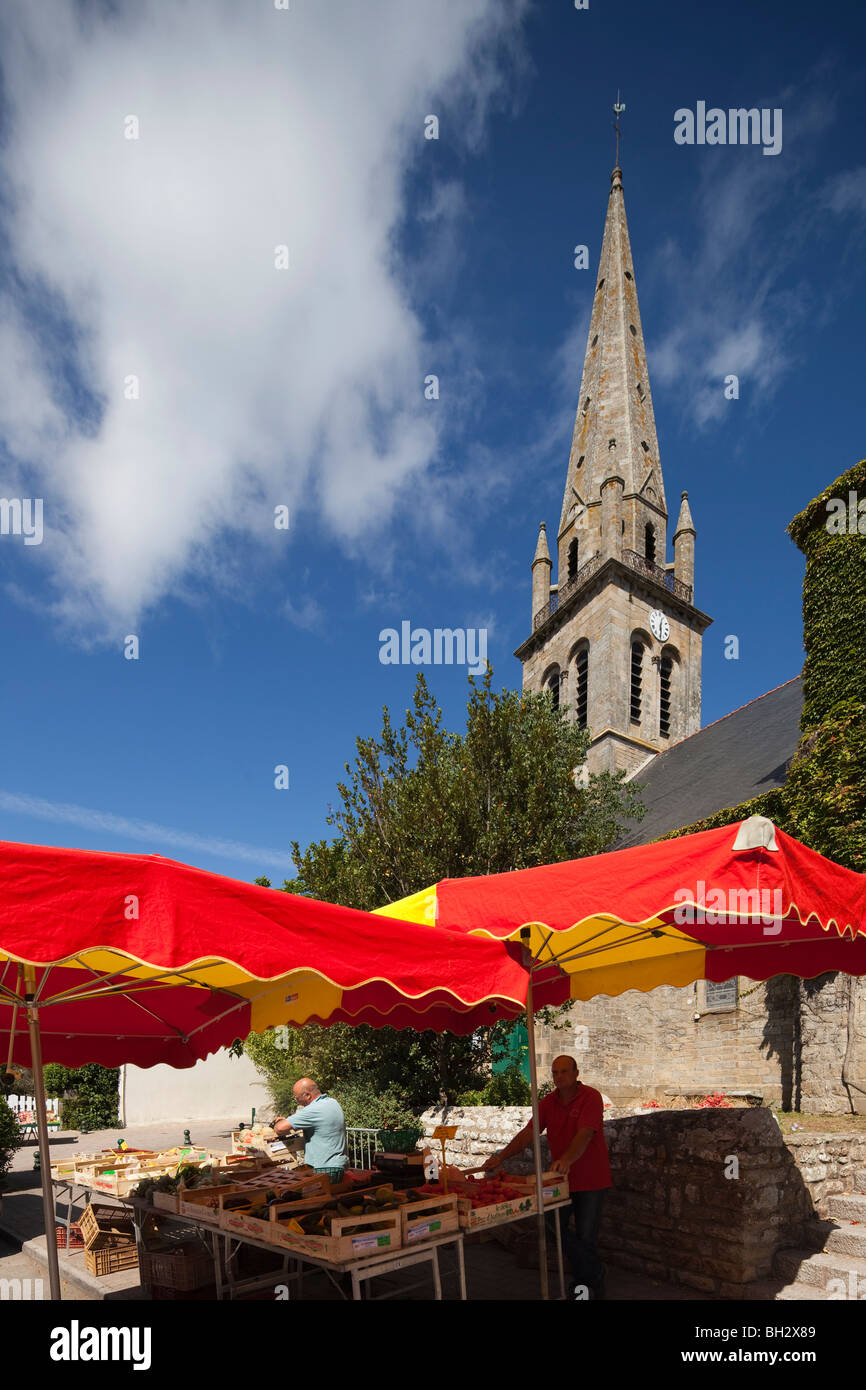 Fruit stands on the street, town of Baden, departament of Morbihan ...