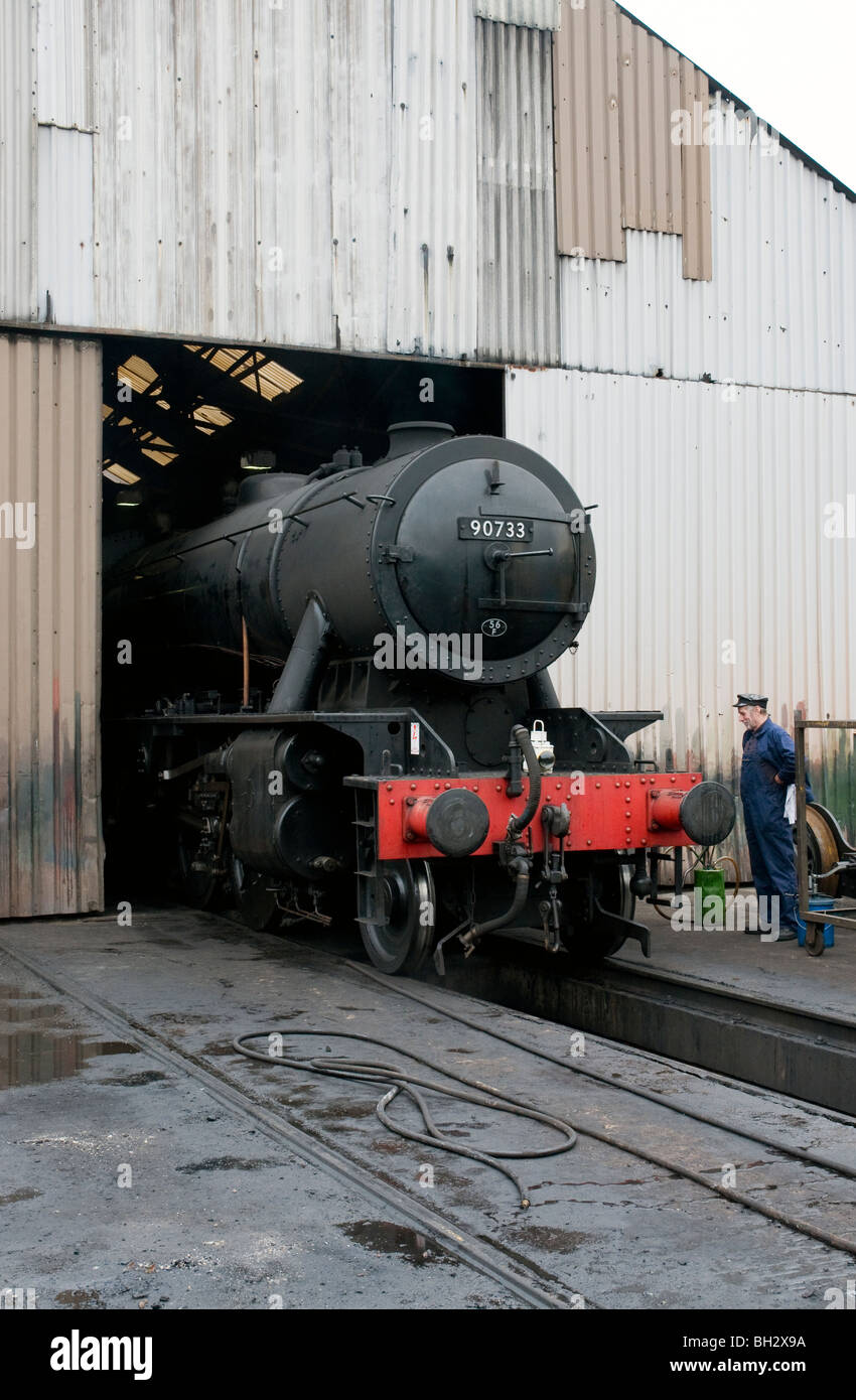 War department austerity 2 8 0 locomotive hi-res stock photography and ...