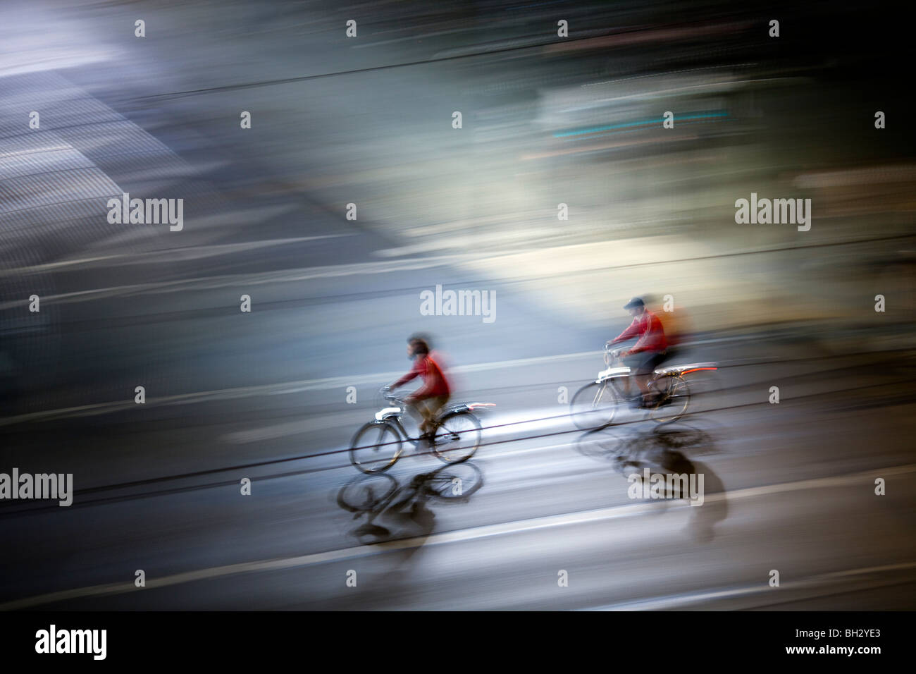 Town panning hi-res stock photography and images - Alamy