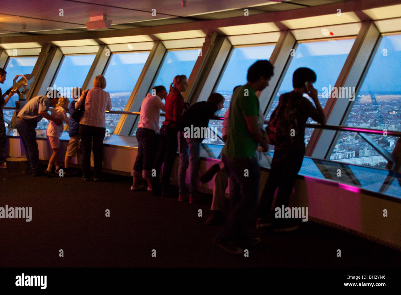 Looking tower hi-res stock photography and images - Alamy