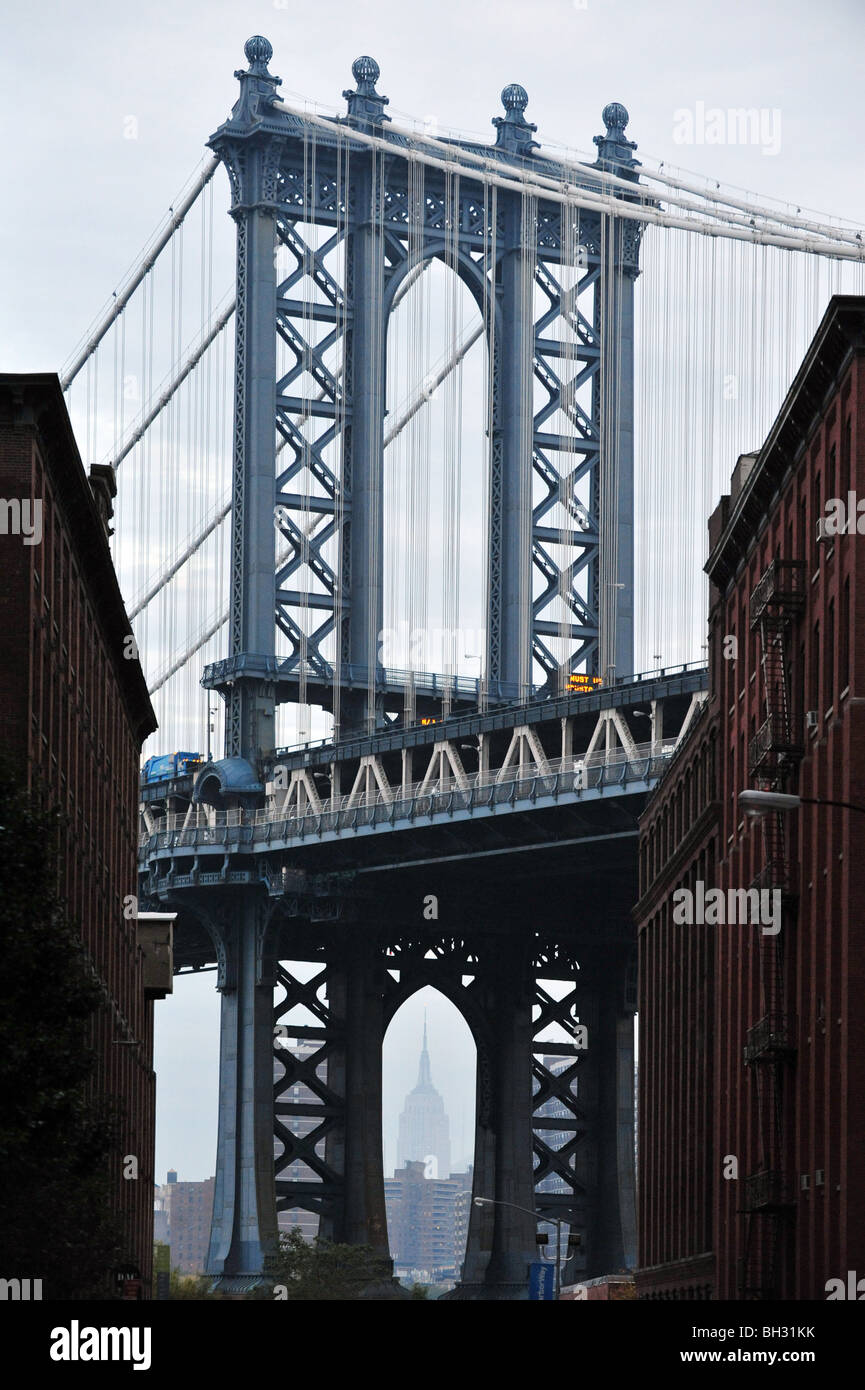 Worlds Tallest Freestanding Structure High Resolution Stock Photography ...