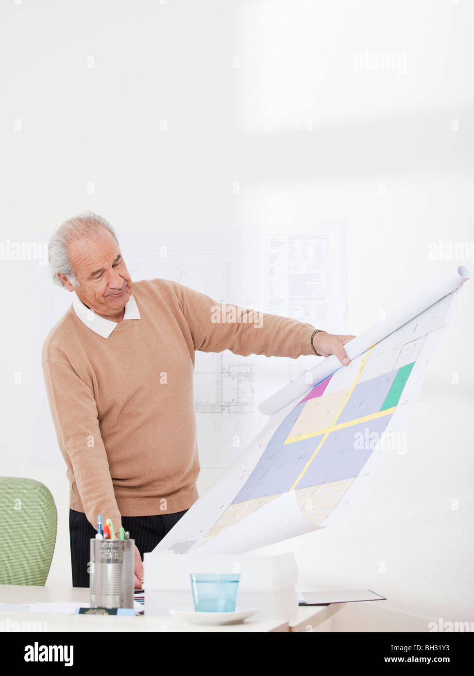 Unrolling the colour hi-res stock photography and images - Alamy