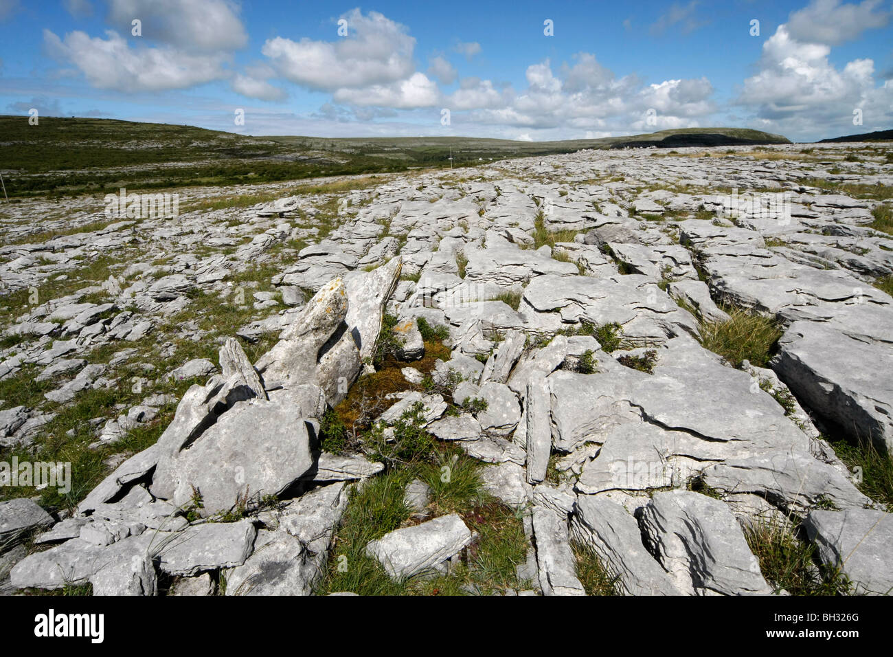 Limestone pavement on the Burren, County Clare, Eire Stock Photo - Alamy