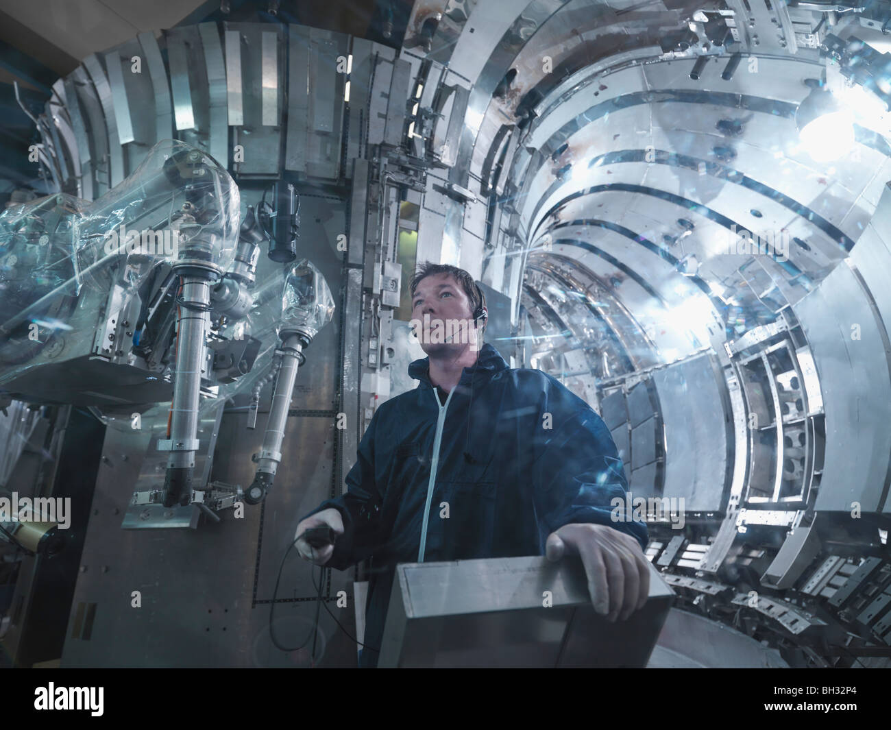 Metal in fusion hi-res stock photography and images - Alamy