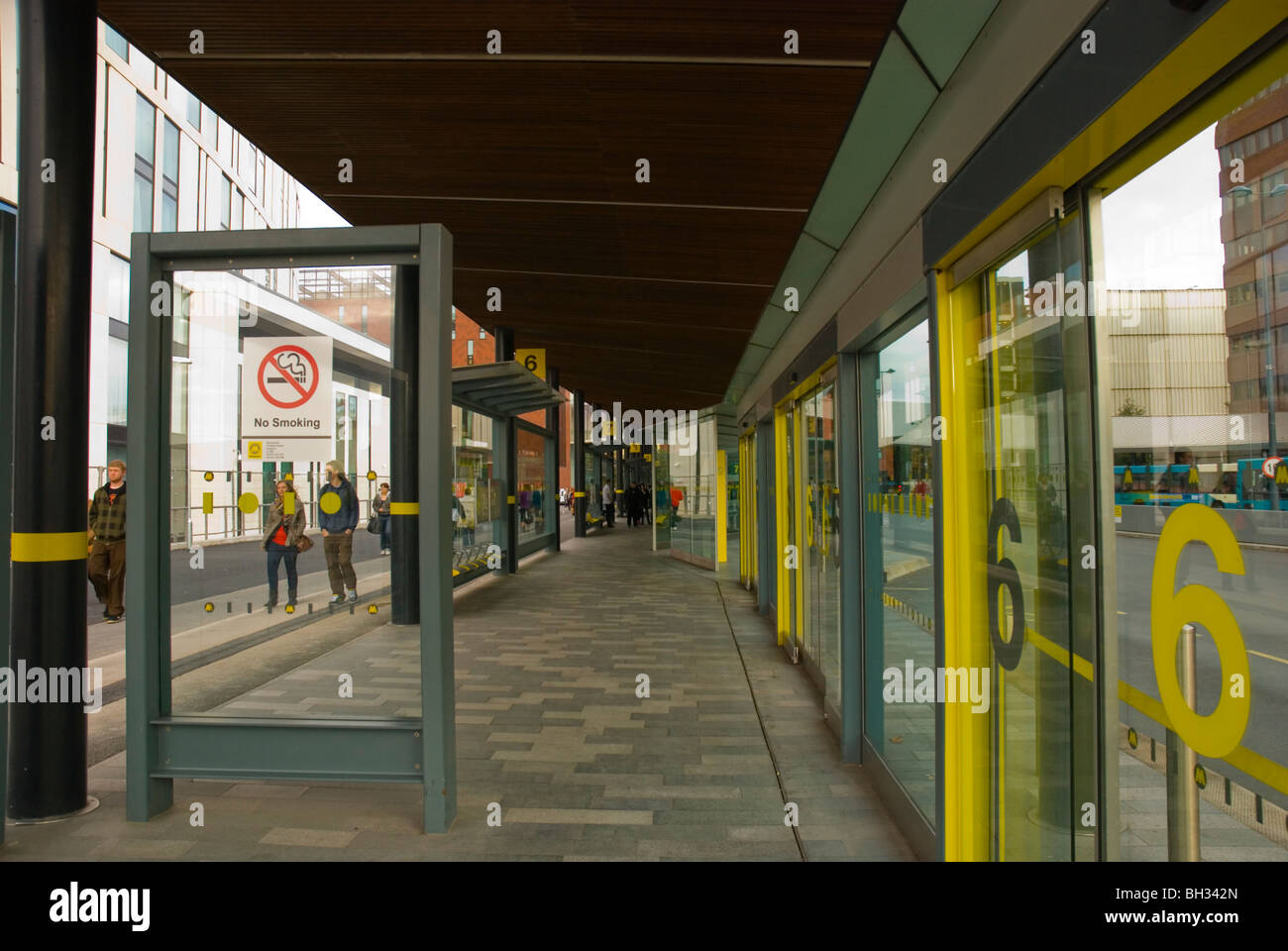 Liverpool one bus station hi-res stock photography and images - Alamy