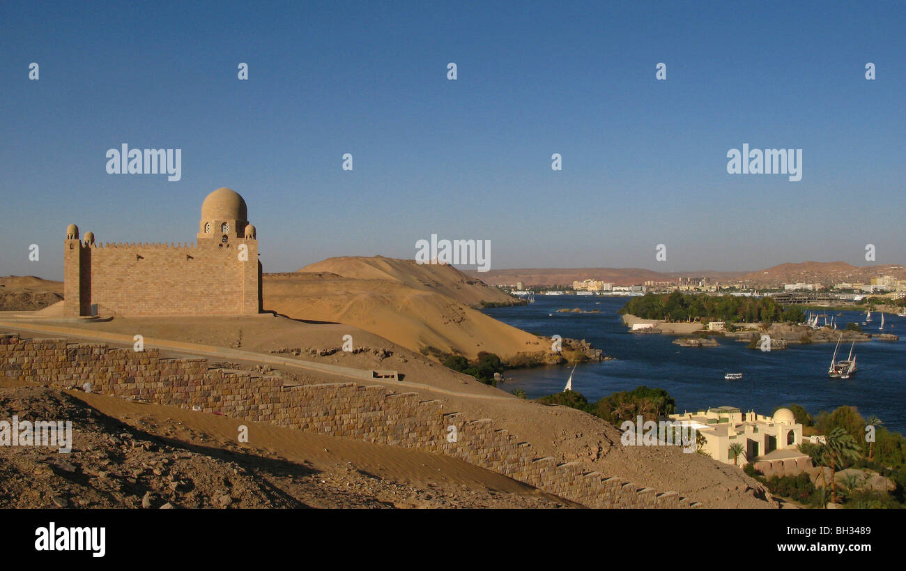 THE AGA KHAN'S MAUSOLEUM, THE 48TH IMAM OF THE ISMAILI MUSLIM SECT ...