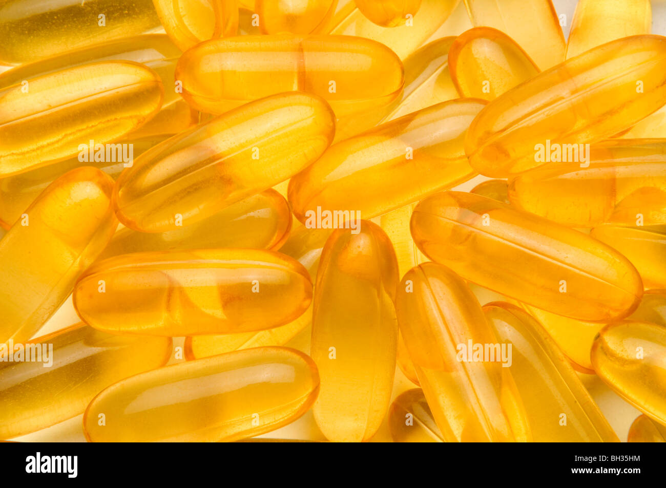 Vitamin capsules on white hi-res stock photography and images - Alamy