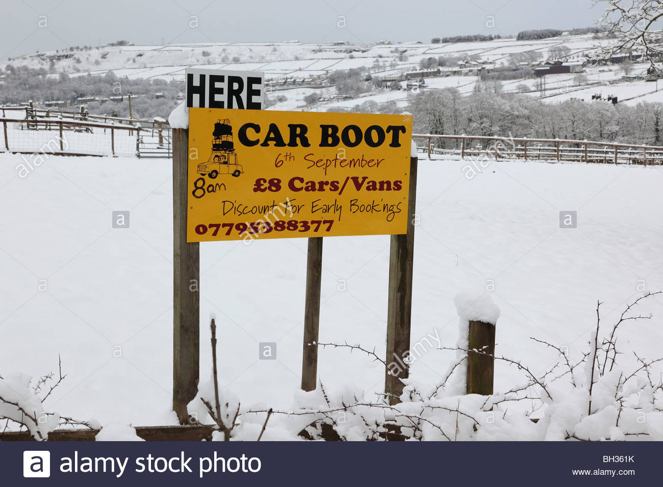 Car Boot Sale Sign High Resolution Stock Photography and Images - Alamy
