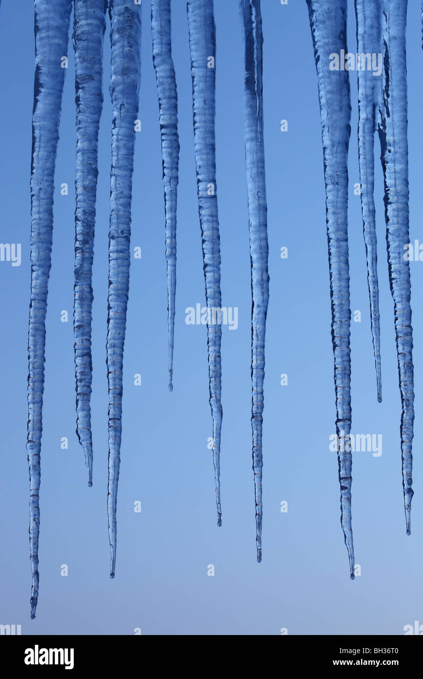 Icicle patterns hi-res stock photography and images - Alamy