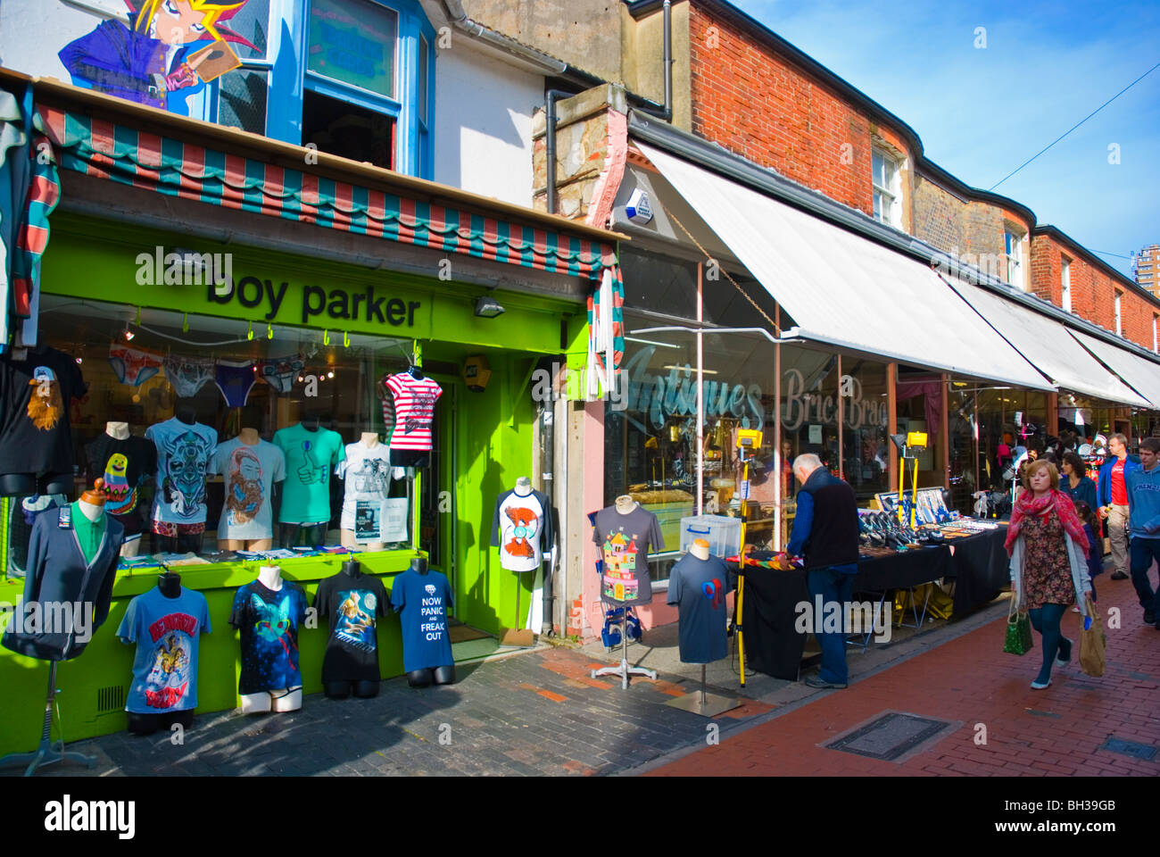 Brighton walk of the lanes hi-res stock photography and images - Alamy