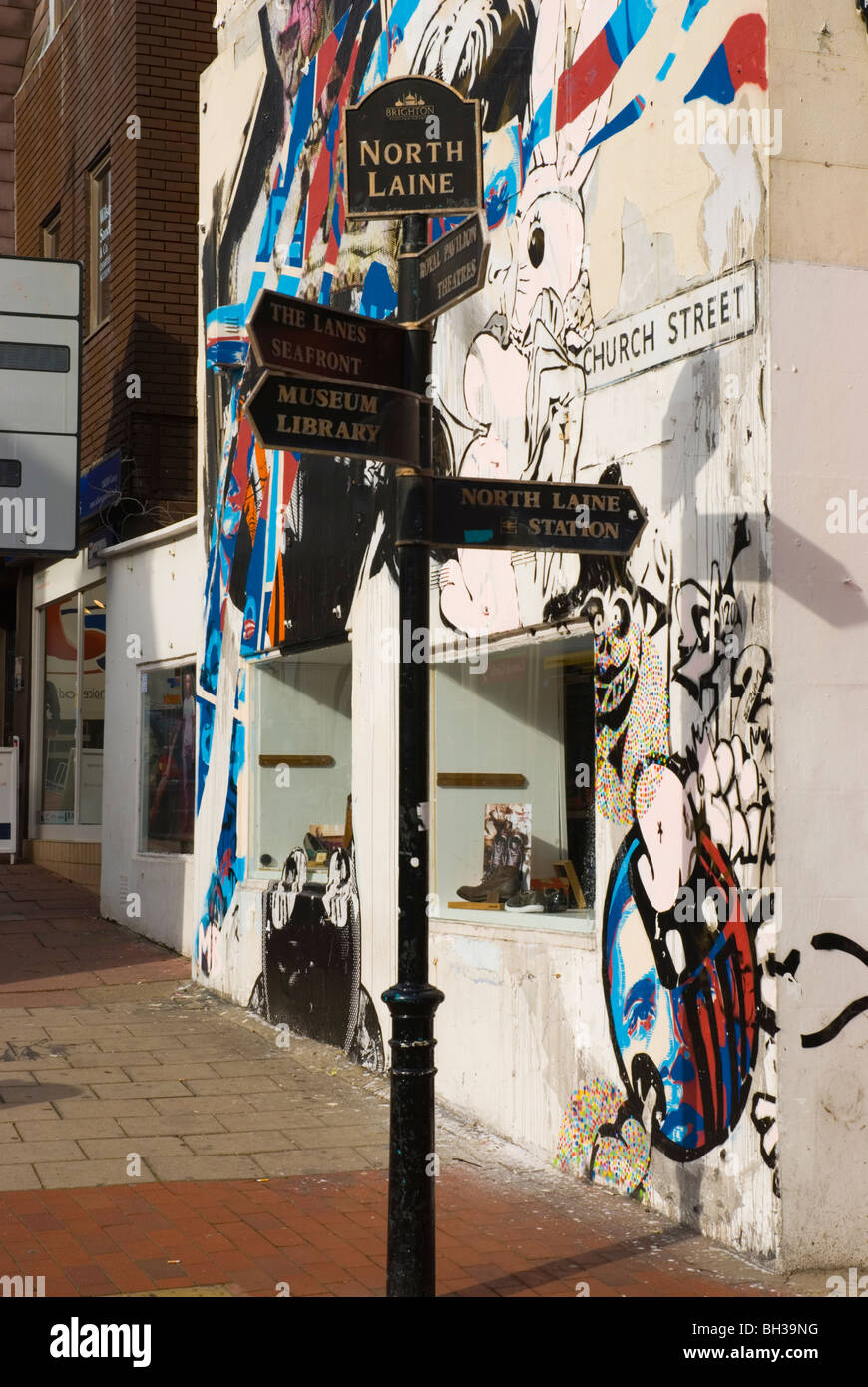 Brighton signpost hi-res stock photography and images - Alamy