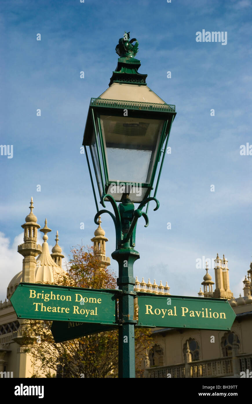 Lamp post direction sign signs hi-res stock photography and images - Alamy