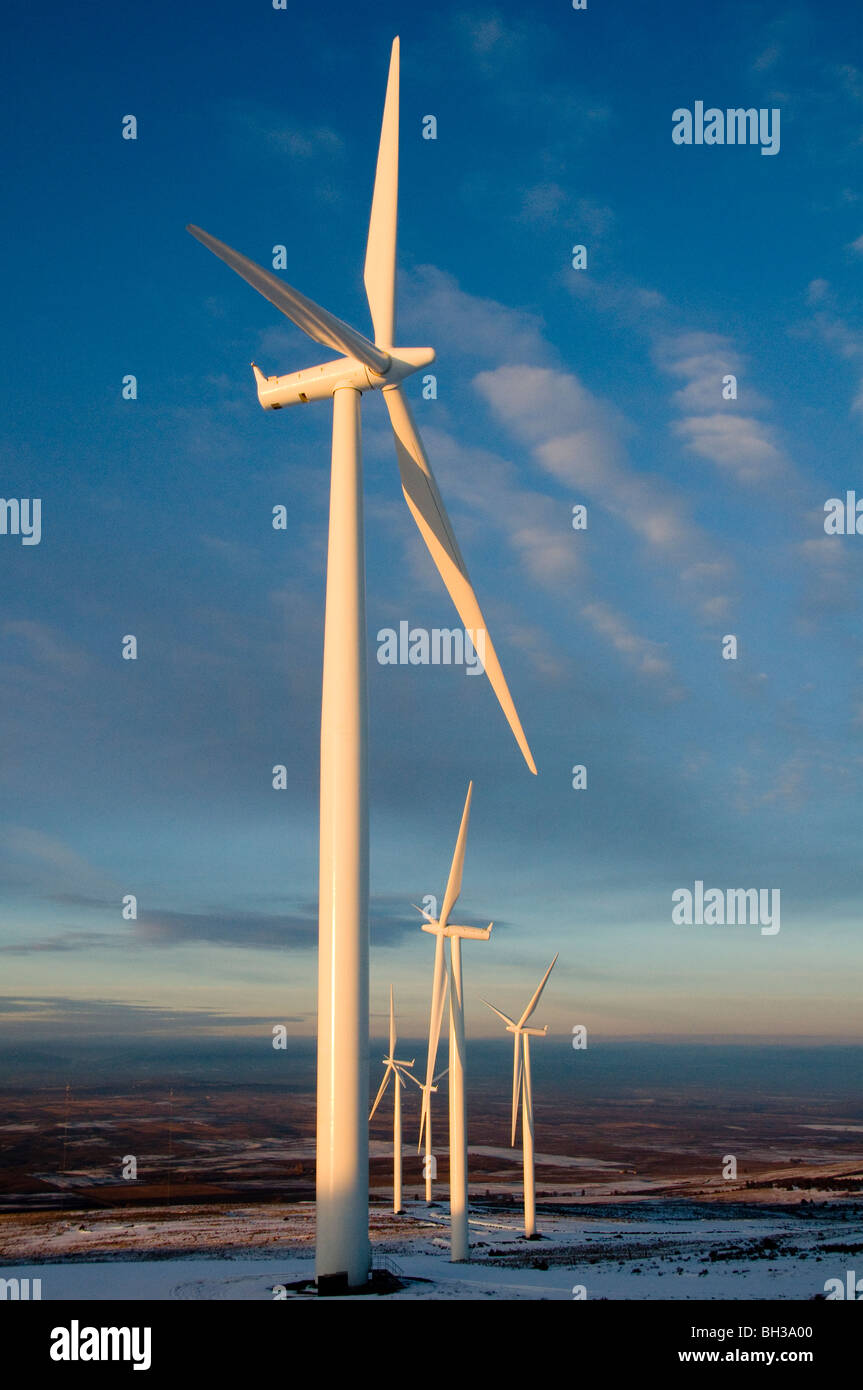 Windy Point Wind Farm in Klickitat County, Washington Photo by Bruce ...