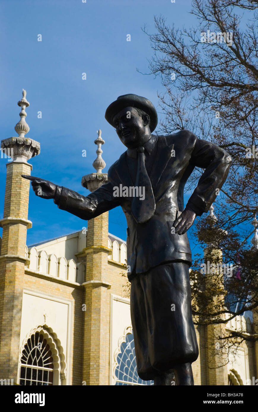 Max miller hi-res stock photography and images - Alamy