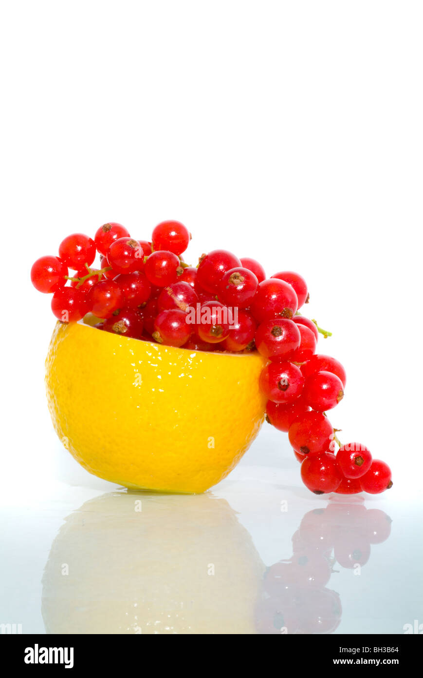 Transparent isolation splash water hi-res stock photography and images ...