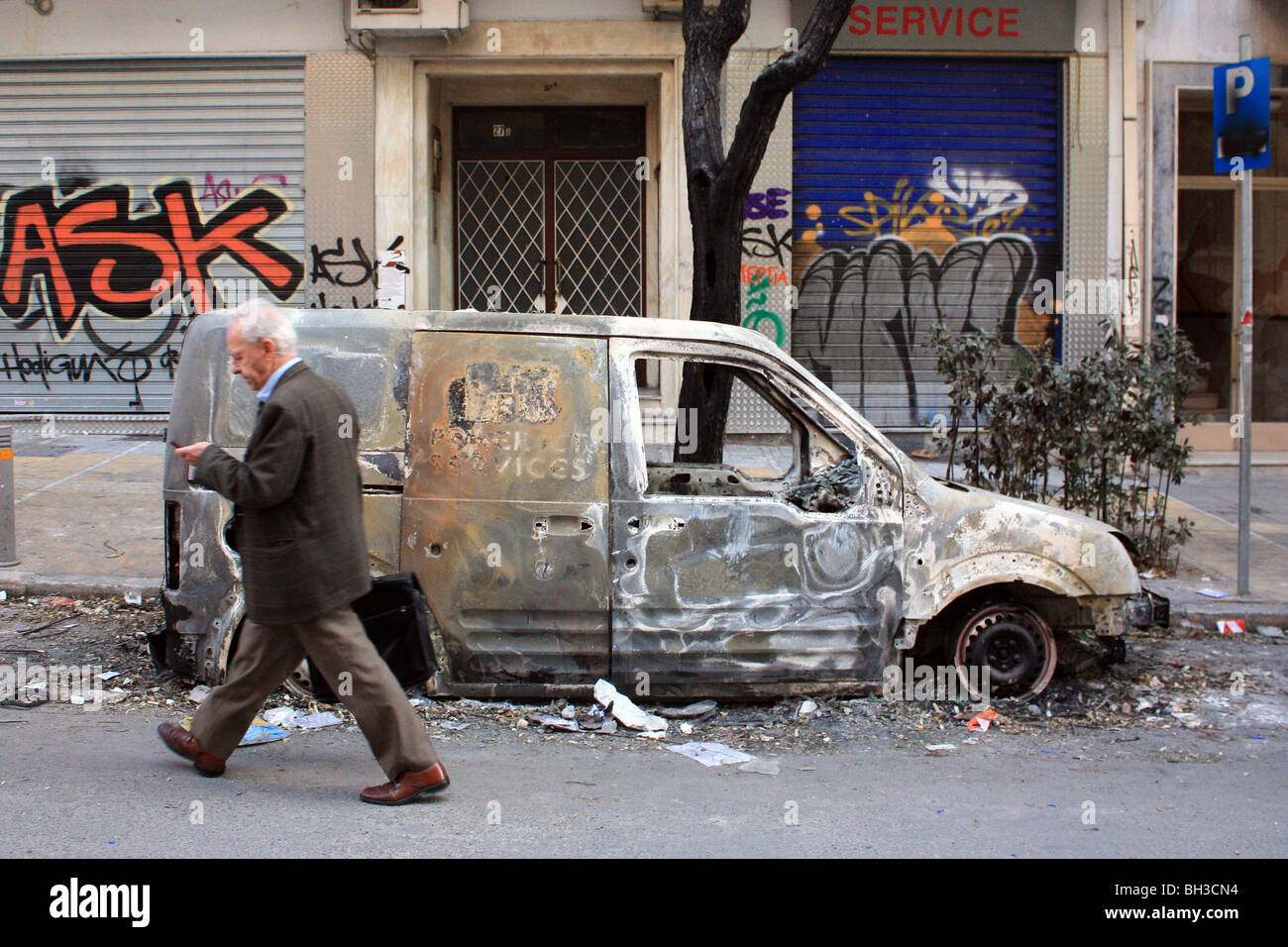 Man riots in athens hi-res stock photography and images - Alamy