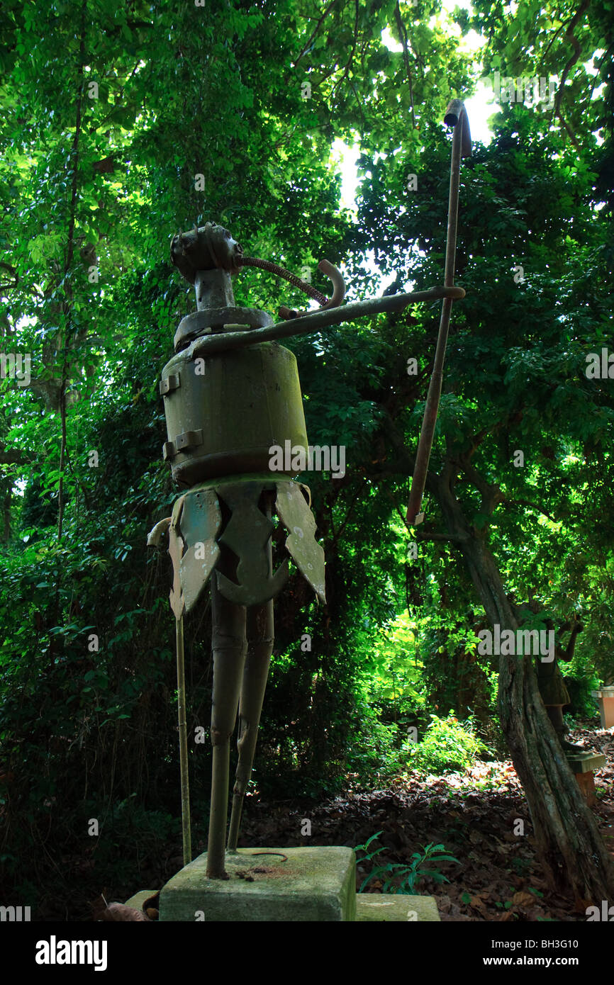 Africa Animist Benin Ouidah Sacred Forest Statue Stock Photo - Alamy