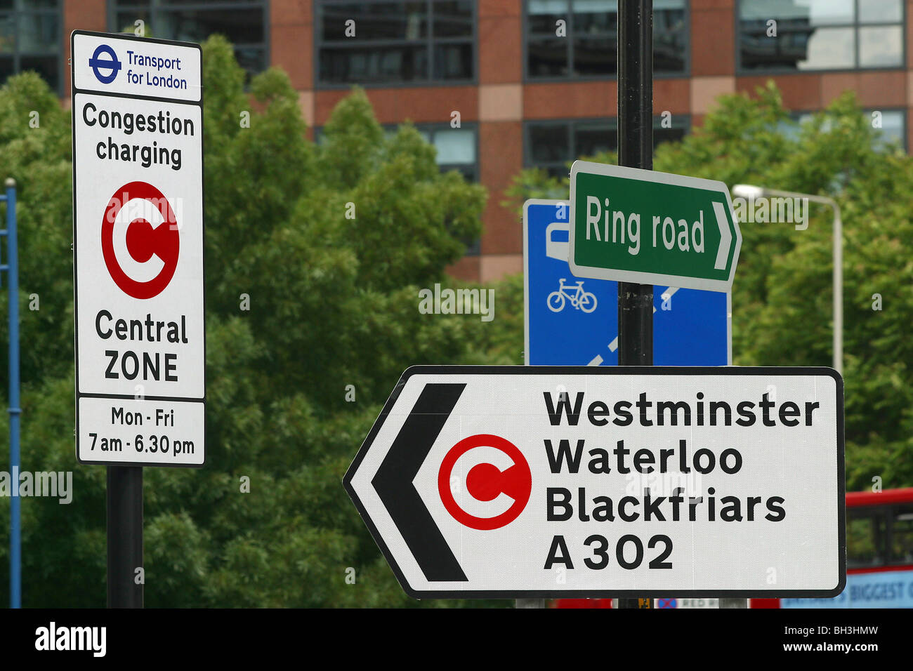 Congestion charge logo hi-res stock photography and images - Alamy
