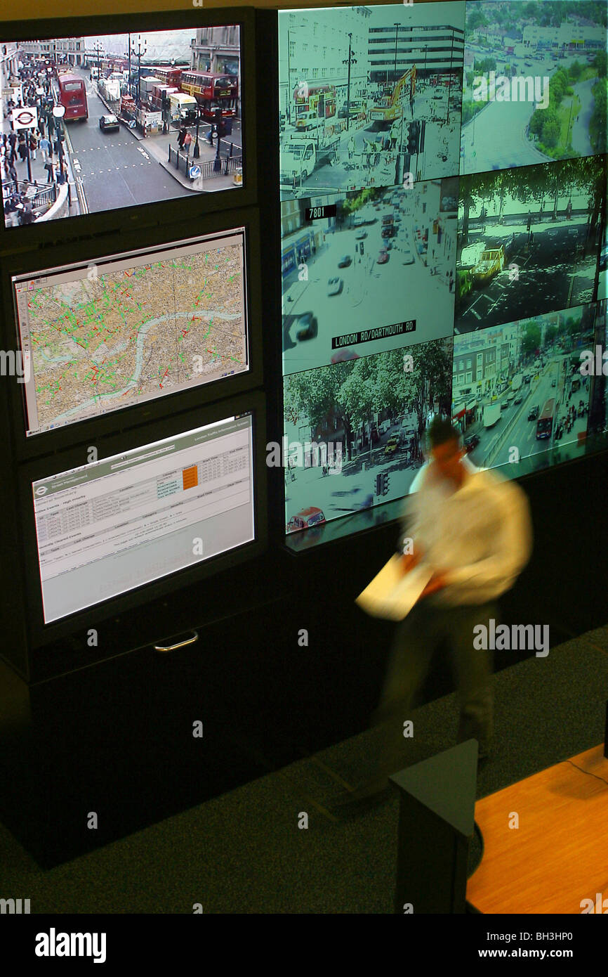 England traffic regulation room hi-res stock photography and images - Alamy