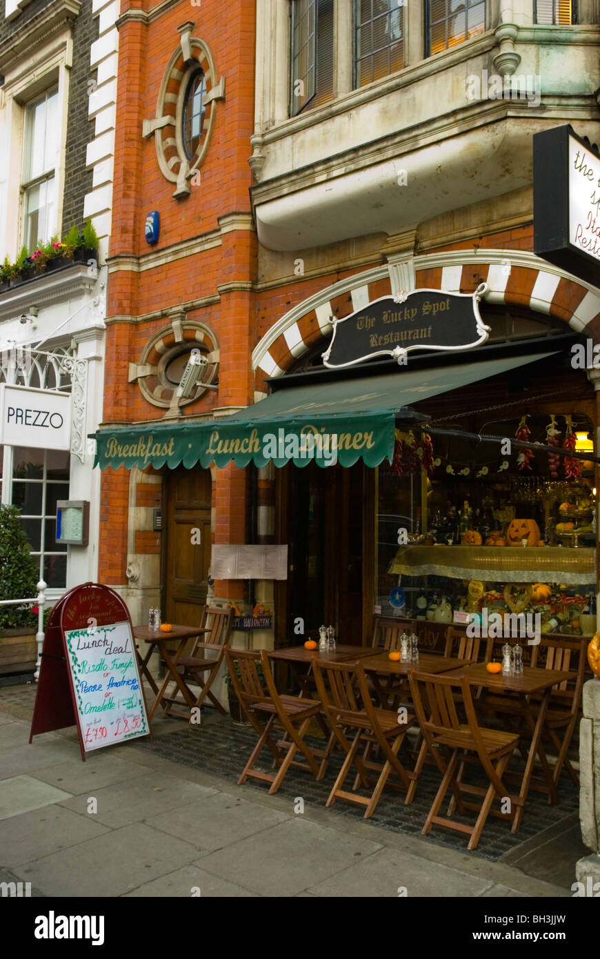 Restaurant mayfair hi-res stock photography and images - Alamy