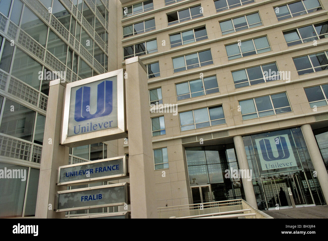 Hauts de seine headquarters of the unilever corporation france hi-res ...
