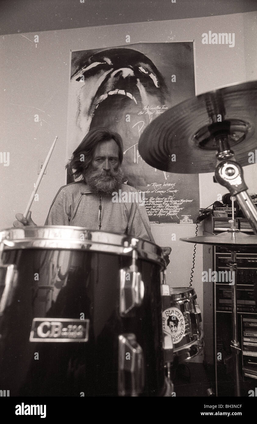 1960s musician Skip Spence outside a halfway house on the streets of ...